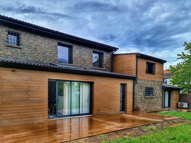 Le bardage en bois composite la solution idéale pour un extérieur tendance
