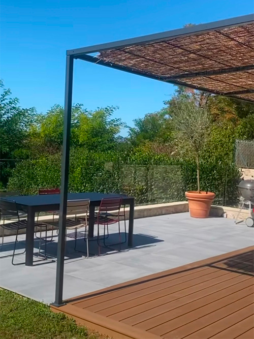 Quels sont les avantages d'une terrasse Teck en composite