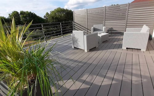 Comment sélectionner la bonne texture pour vos lames de terrasse ...